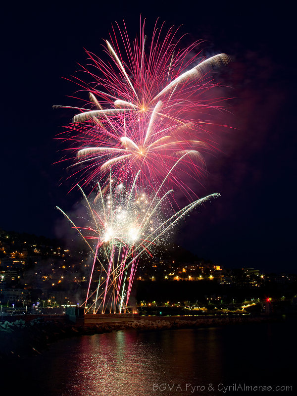 Feu d'artifice à Nice par BGMA Pyro